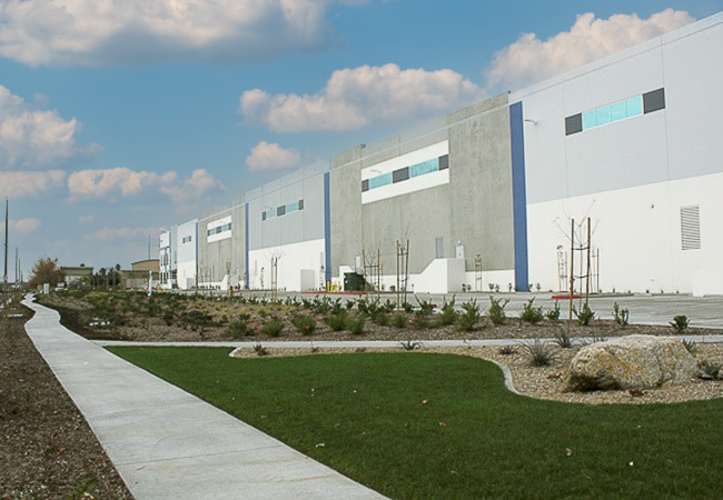 Arrow Route Distribution Center