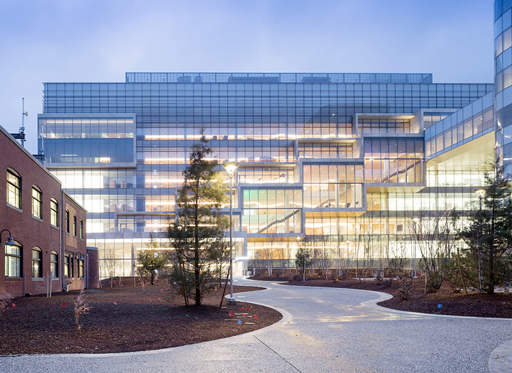 Skanska USA Commercial Development Innovative Office & Multi-Family ...